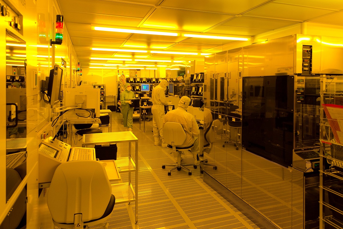 MES for Semiconductor Manufacturing